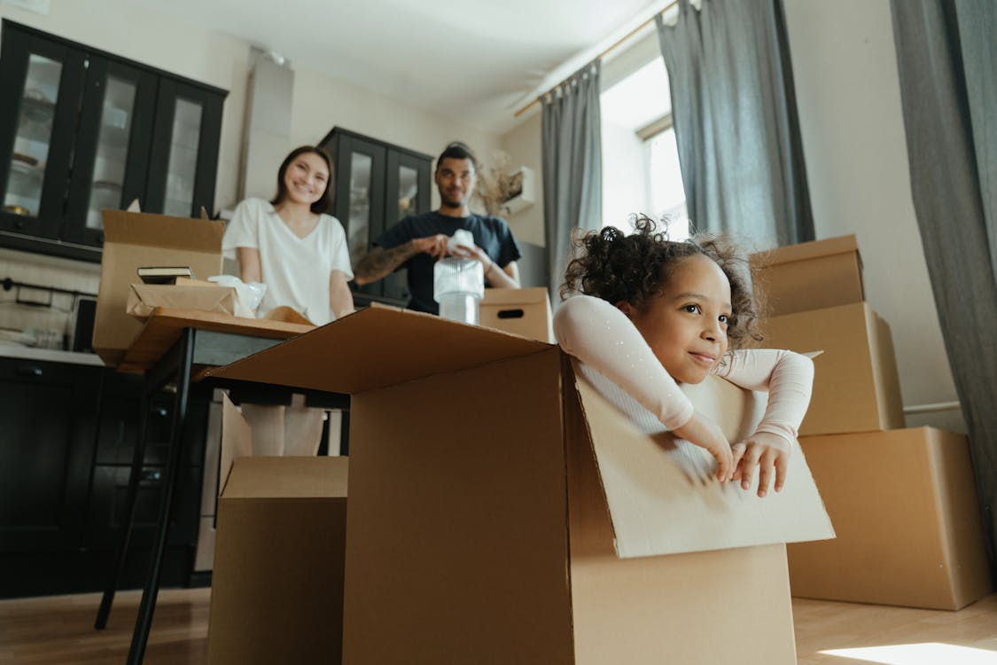 How to Prepare Children for a House Move - Netcurtains