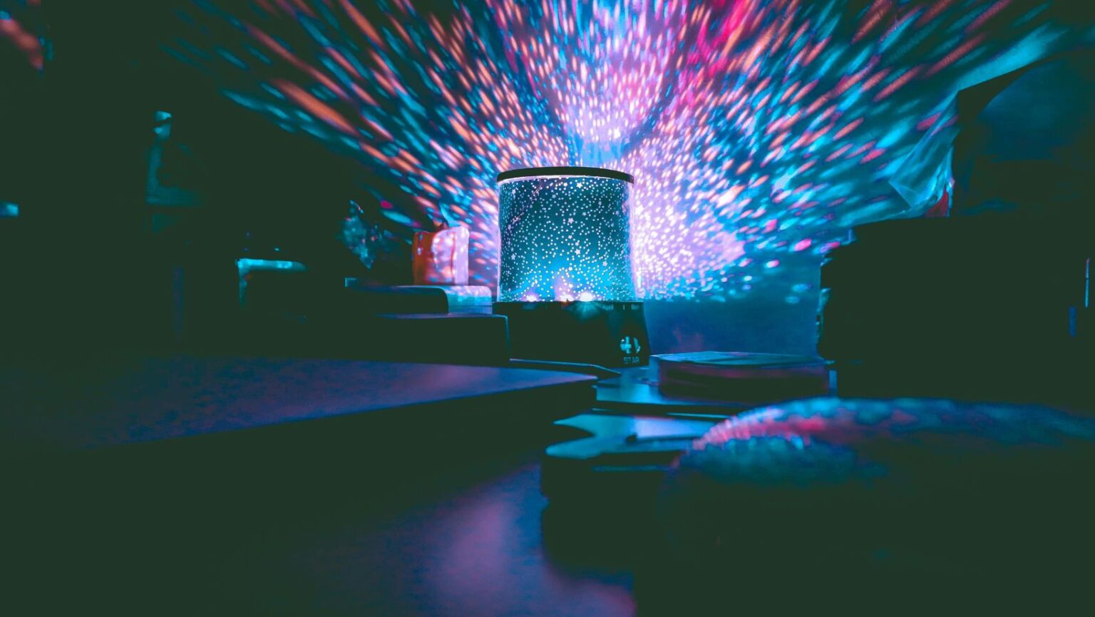 13 Party Effects and Lighting Ideas for Kids Program - Netcurtains